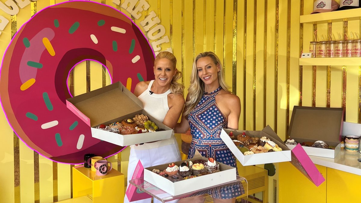 Tasting the “Friendly Doughnuts” delicious specialty menu – NBC Los Angeles