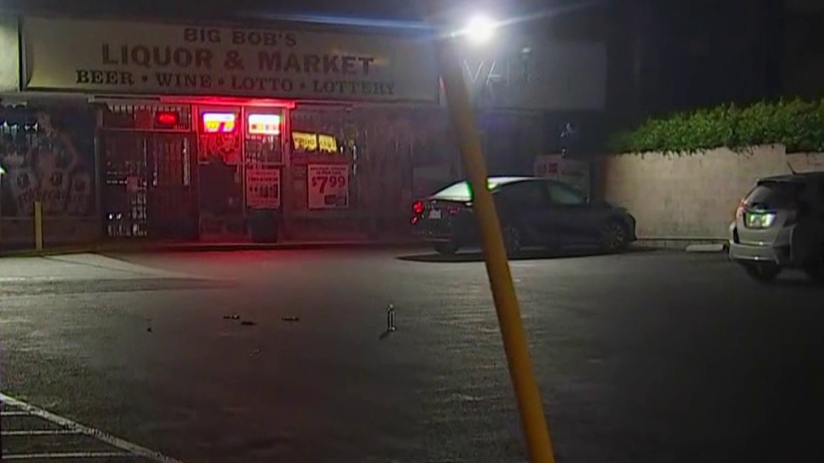 Clerk killed in convenience store robbery – NBC Los Angeles