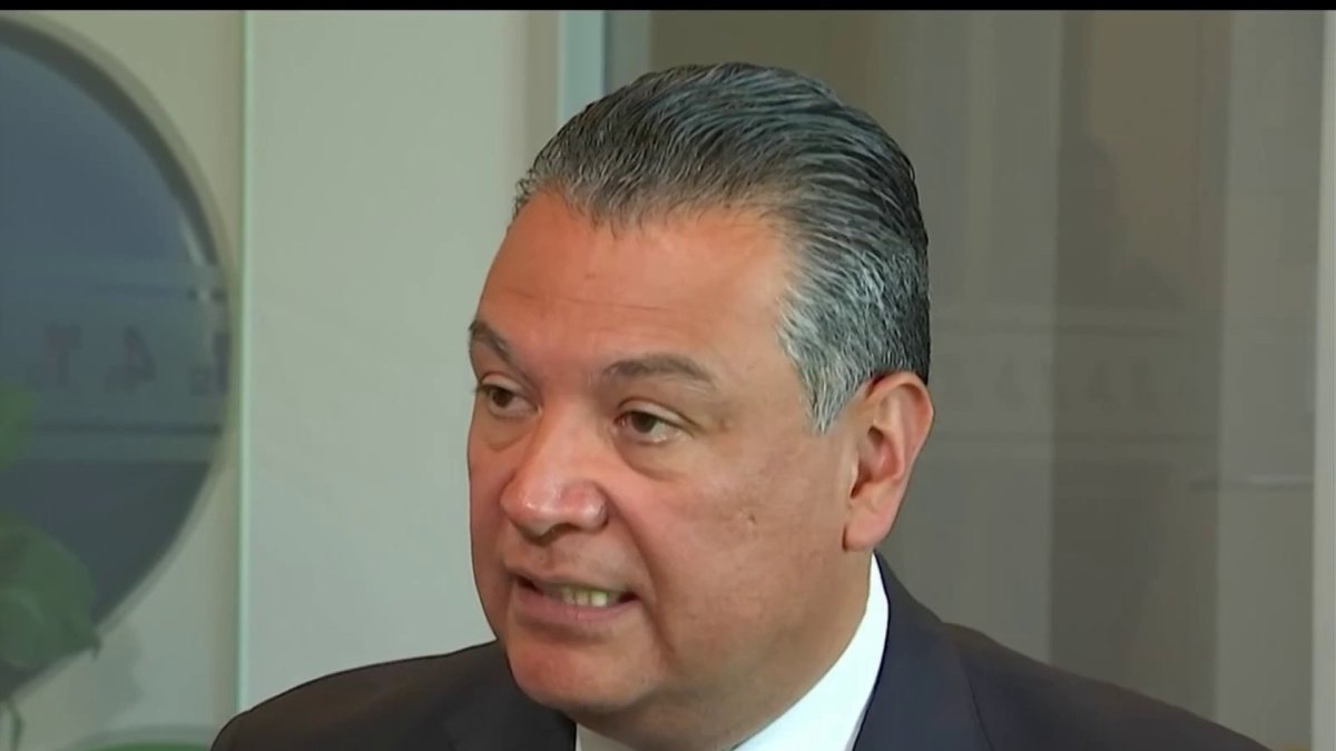 Conan Nolan - Journalist Profile - Intelligent Relations