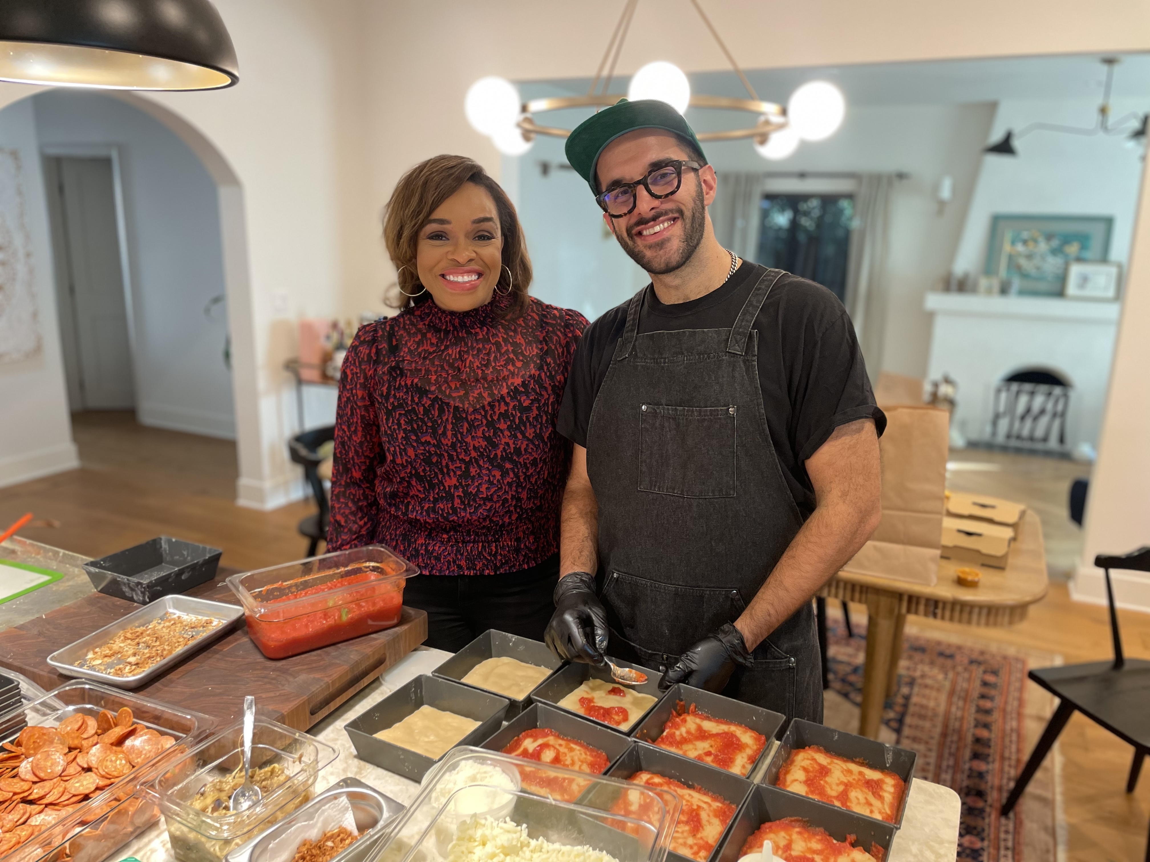 We’re getting a-pizza the action at Mievè – NBC Los Angeles