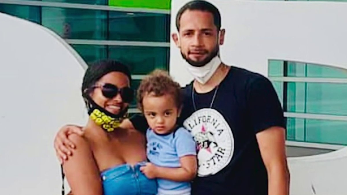 Deadly Bronx stabbing: Son, 19, arrested in killing of parents and 5 ...