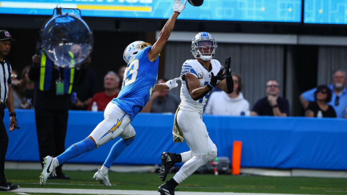 Lions outlast Justin Herbert, Chargers 41-38 on last-second field goal ...
