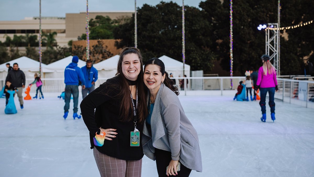 Savor a month of merriment at Santa Ana’s whimsical ‘Winter Village ...