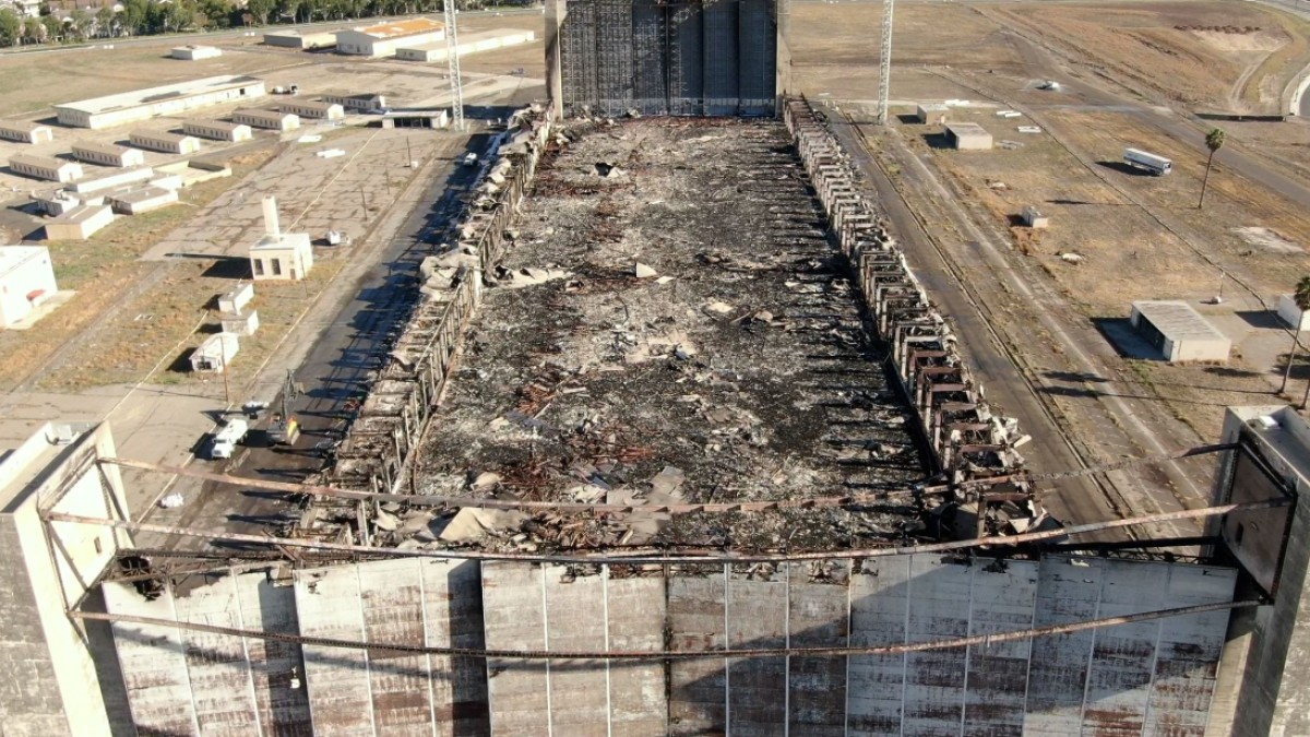 Tustin residents express safety concerns following hangar fire – NBC ...