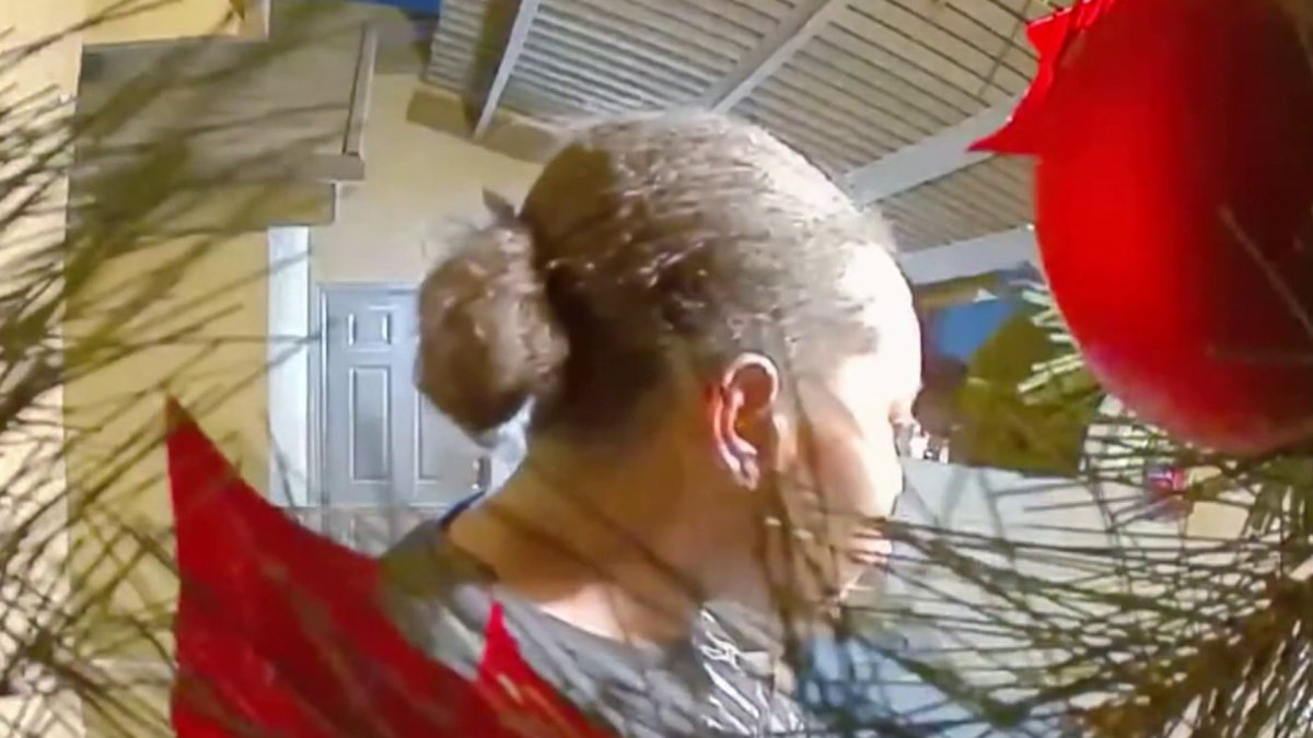 Corona family held at knifepoint by intruder – NBC Los Angeles