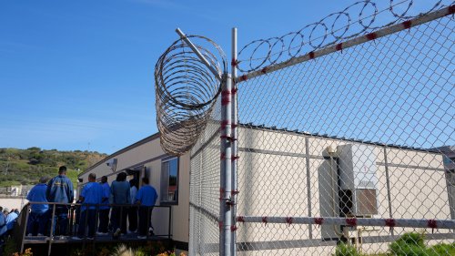 Some Californians released from prison will receive $2,400 under new re ...