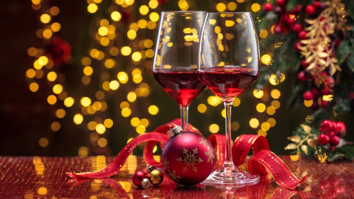 Savor seasonal recipes that take their festive fancies from California ...