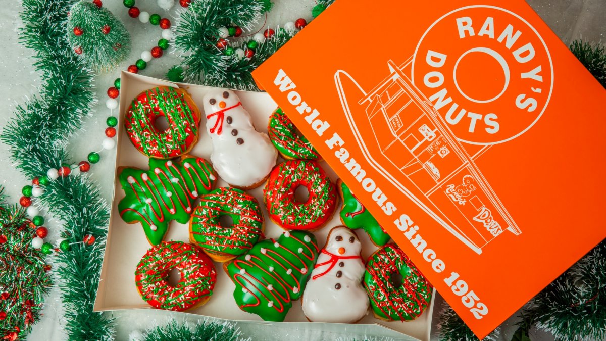 Deck the halls with lots of doughnuts: Randy’s has two new treat boxes ...
