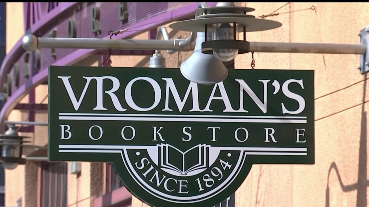 Beloved century-old ‘Vroman’s Bookstore’ in Pasadena goes up for sale ...