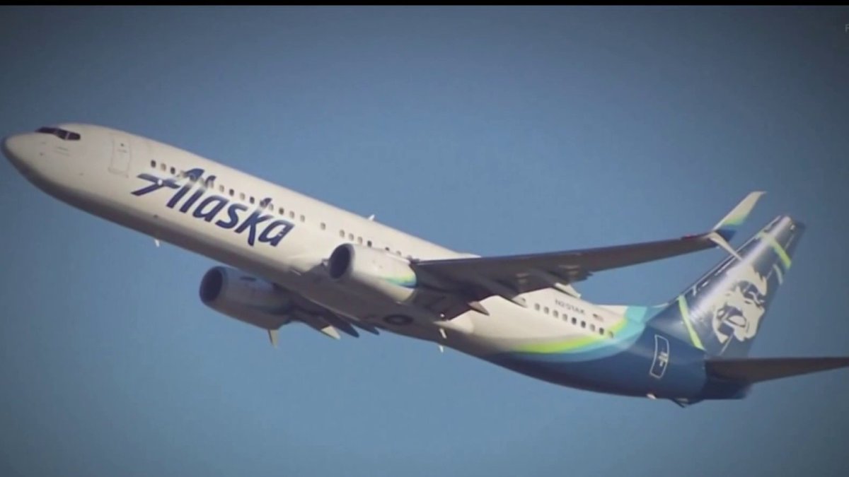 Alaska Airlines Flight Side Panel Blowout: Couple's Harrowing ...