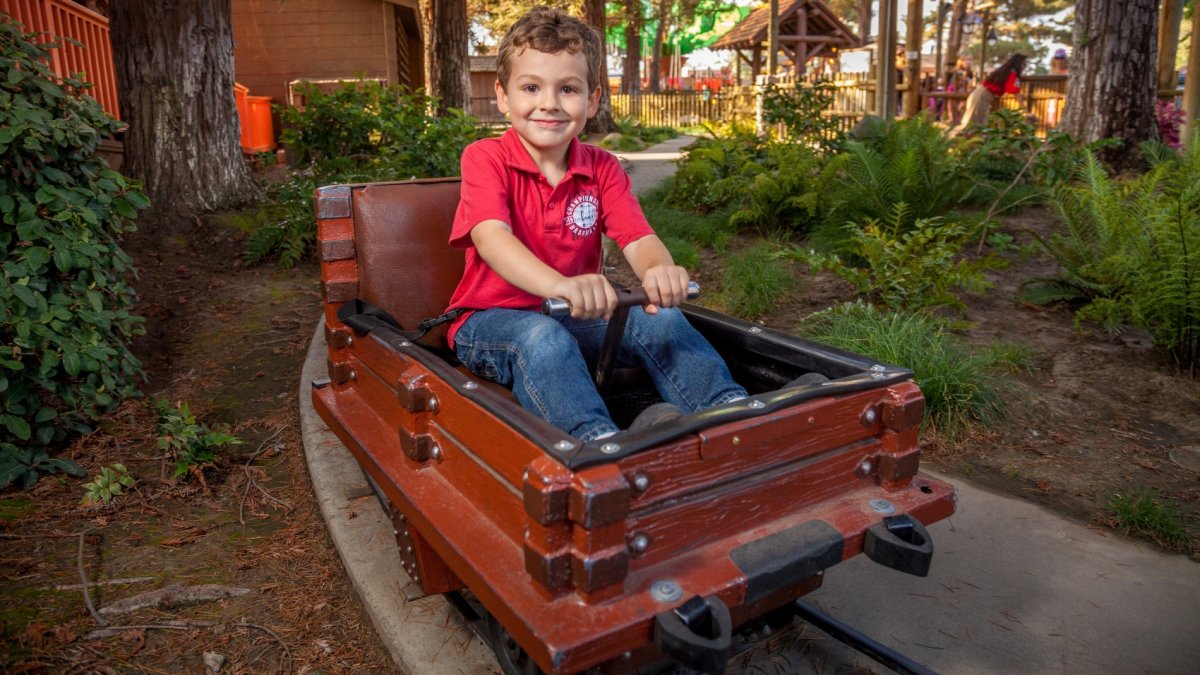 Huff and Puff, that adorable Knott’s Berry Farm attraction, is closing ...