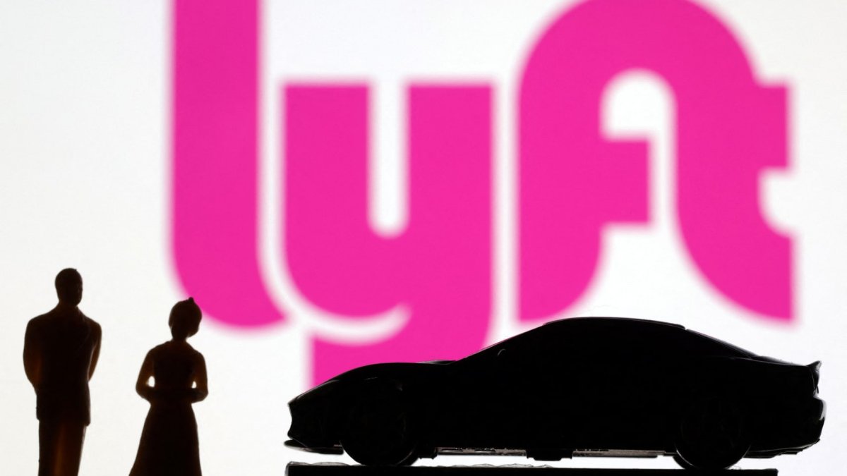 Lyft to buy taxi app Free Now for $200 million to expand into Europe ...