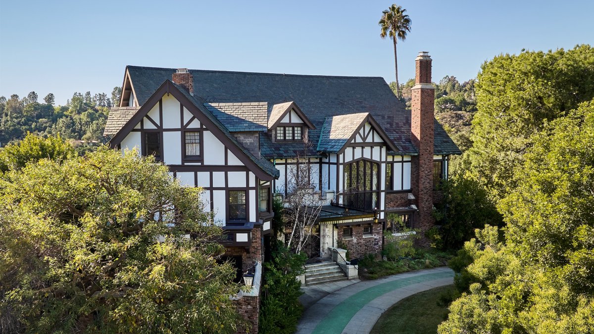 This grand manor, a star of film and TV, is the 2024 Pasadena Showcase ...