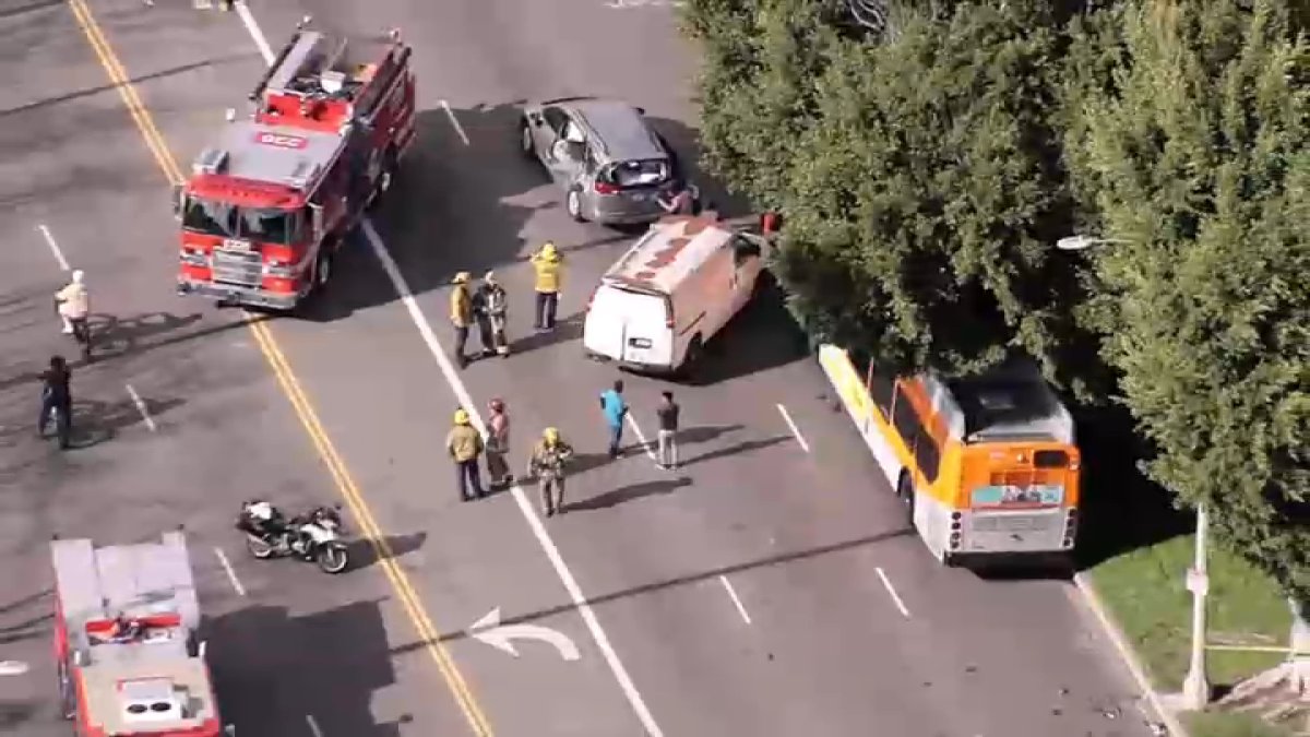 Metro bus driver among 9 injured in Leimert Park crash – NBC Los Angeles