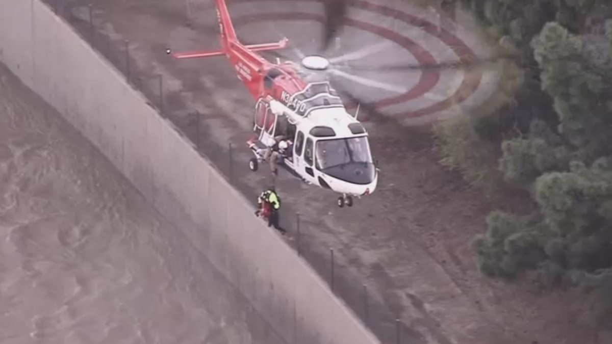 Woman rescued from LA River in Studio City – NBC Los Angeles