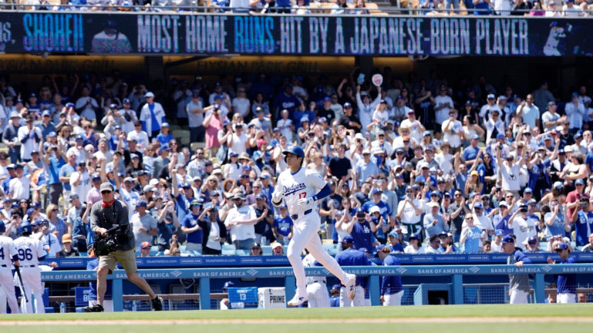 Shohei Ohtani’s historic home run helps Dodgers rout Mets 10-0 ...