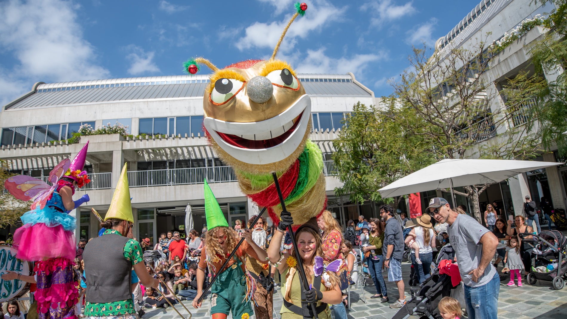 This puppet fest is a spunky spring tradition at the Skirball Cultural ...