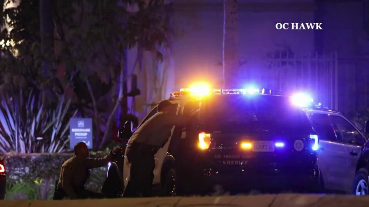 Man arrested after firing shots from Marina del Rey apartment rooftop ...