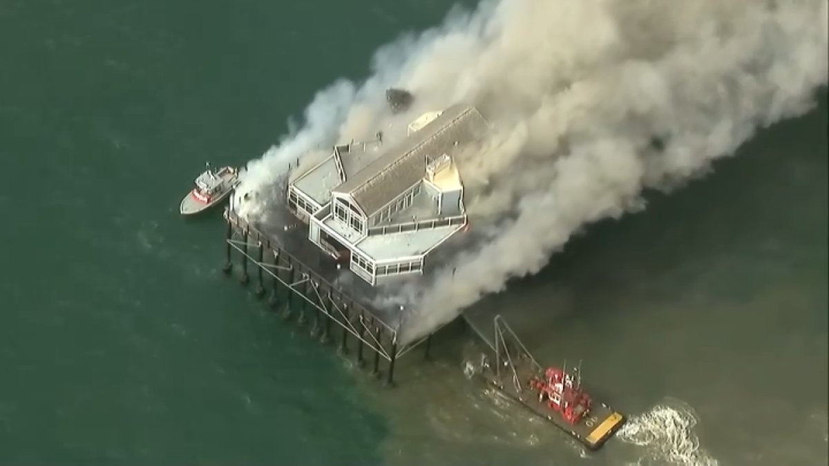 PHOTOS: Fire erupts on Oceanside Pier – NBC Los Angeles