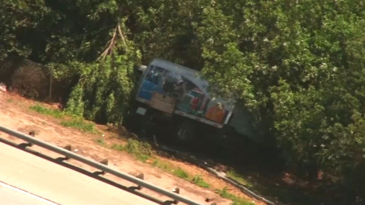 Construction worker killed in crash on freeway in Chino – NBC Los Angeles