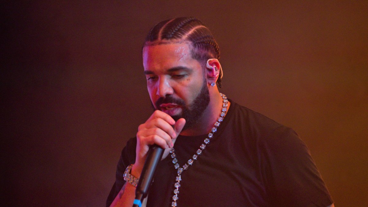 Shooting near Drake’s Toronto mansion leaves security guard injured ...
