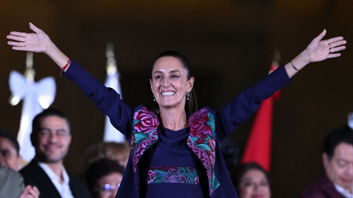 Leaders across the world congratulate Mexico’s first woman president ...