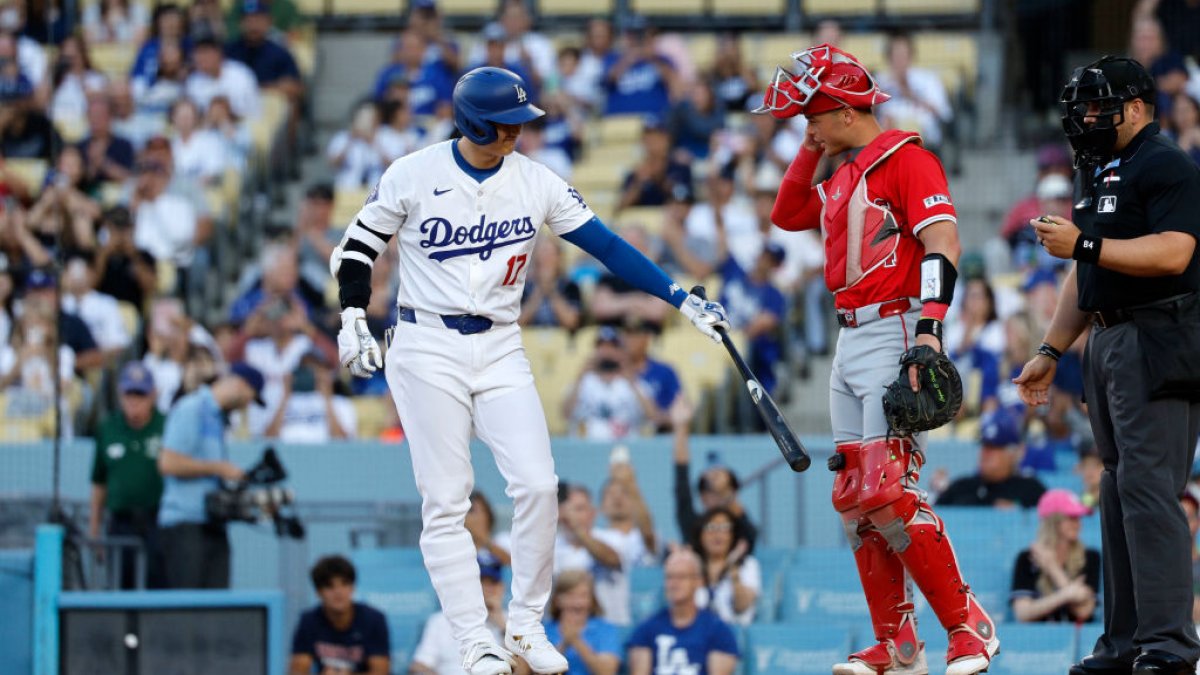 Los Angeles Dodgers news: Angels rally to beat Dodgers 3-2 in 10 ...