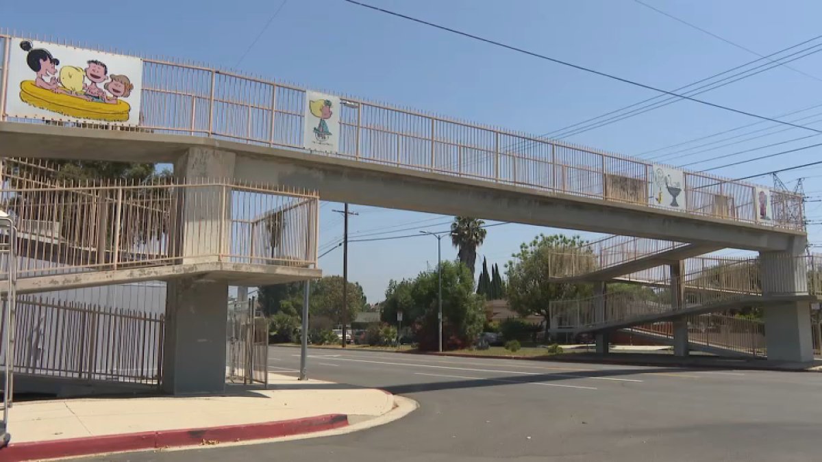 Original ‘Peanuts’ cartoon panels on Tarzana bridge get restored – NBC ...