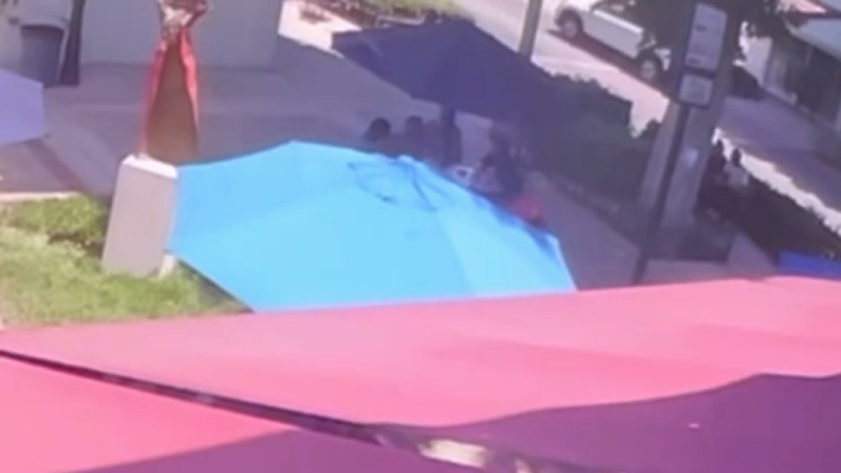 Elderly man attacked while eating lunch by a homeless man in Whittier ...