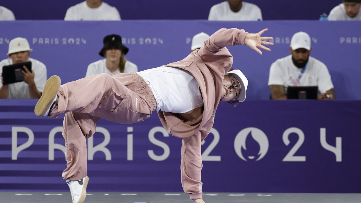 Japan’s Ami wins first ever gold in breaking at 2024 Olympics – NBC Los ...