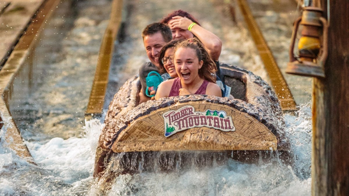 This splashy Knott’s Berry Farm pass add-on includes Six Flags – NBC ...