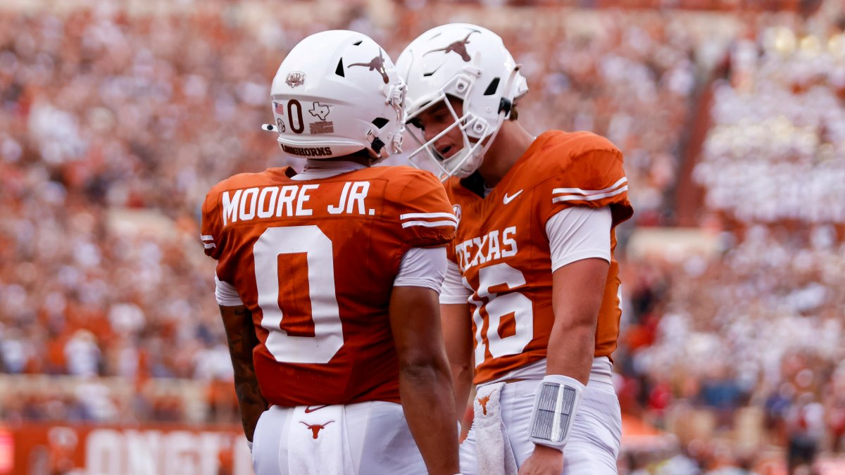 Arch Manning takes over as QB for No. 2 Texas in 56-7 win over UTSA ...