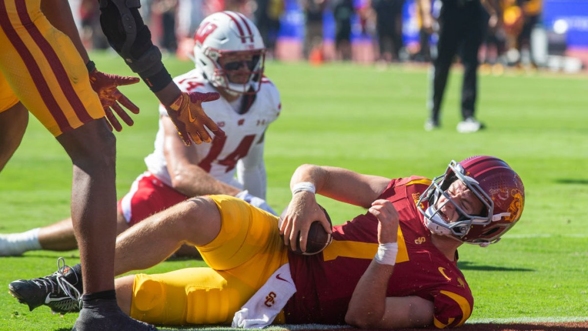 USC Trojans Football: No. 13 USC rallies from a double-digit deficit in the second half and ...