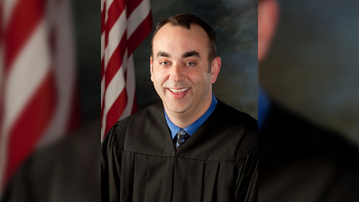 Funeral services held for Kentucky judge allegedly shot by sheriff in ...