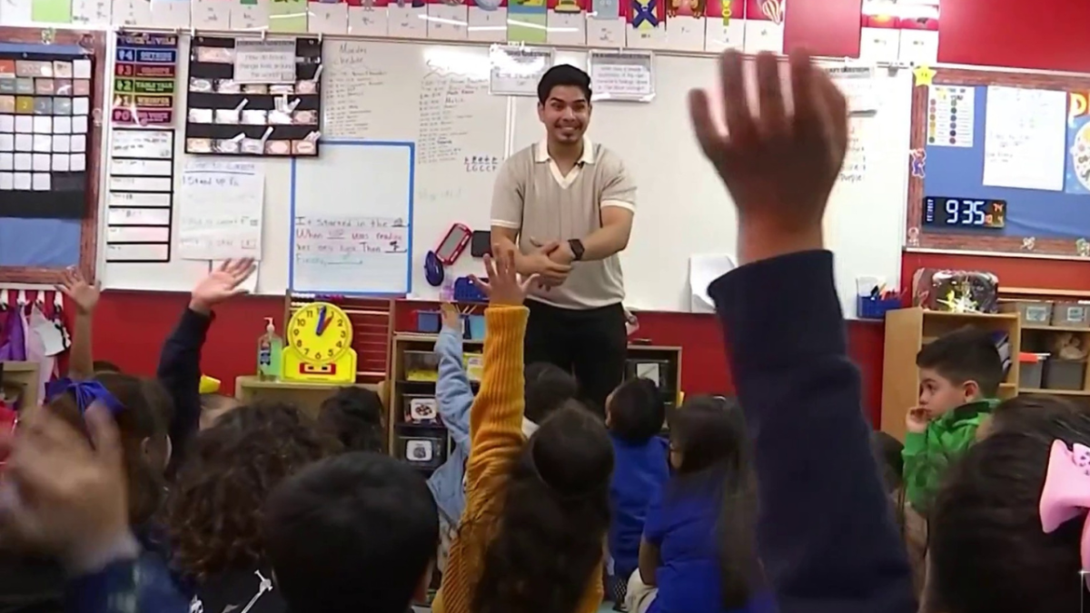 East LA teacher uses magic tricks to encourage good attendance – NBC ...
