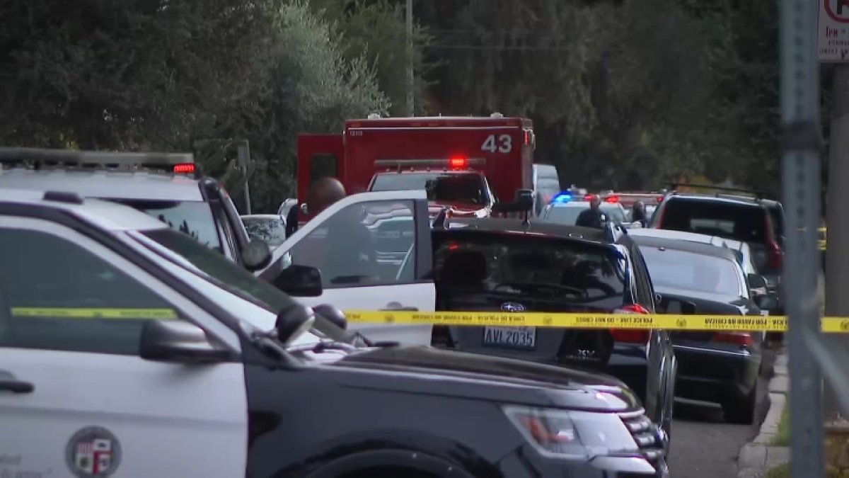 Man shot by police after chase in West Adams dies – NBC Los Angeles