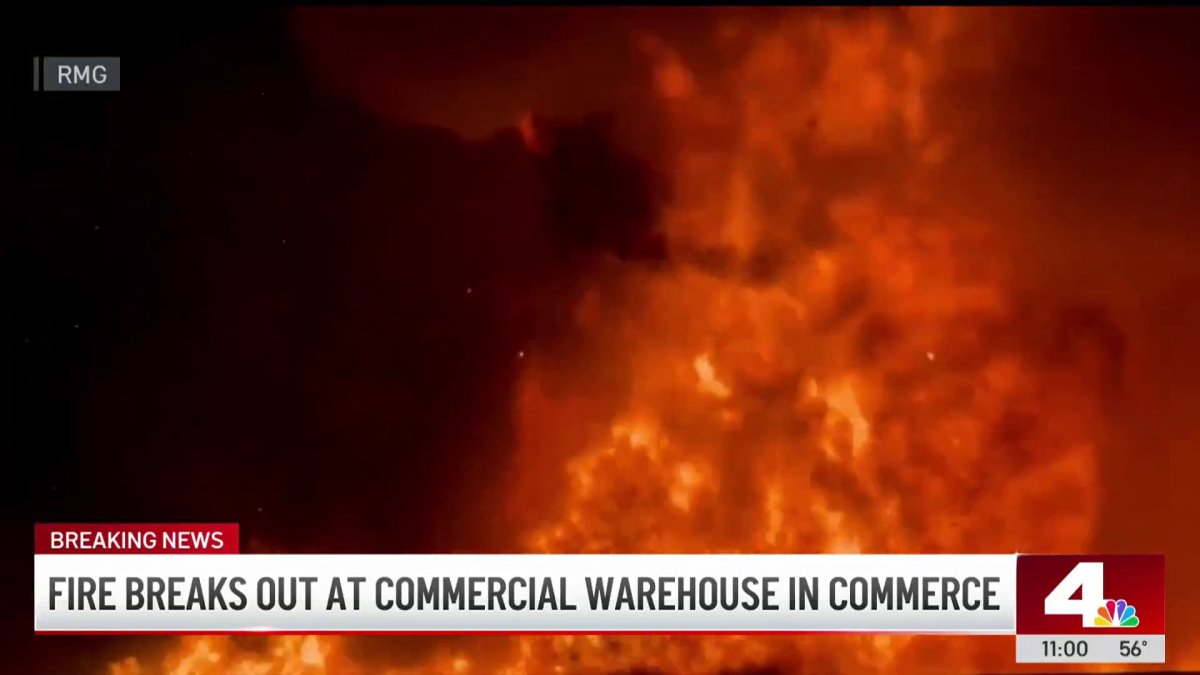 Fire breaks out at commerical Warehouse in Commerce – NBC Los Angeles