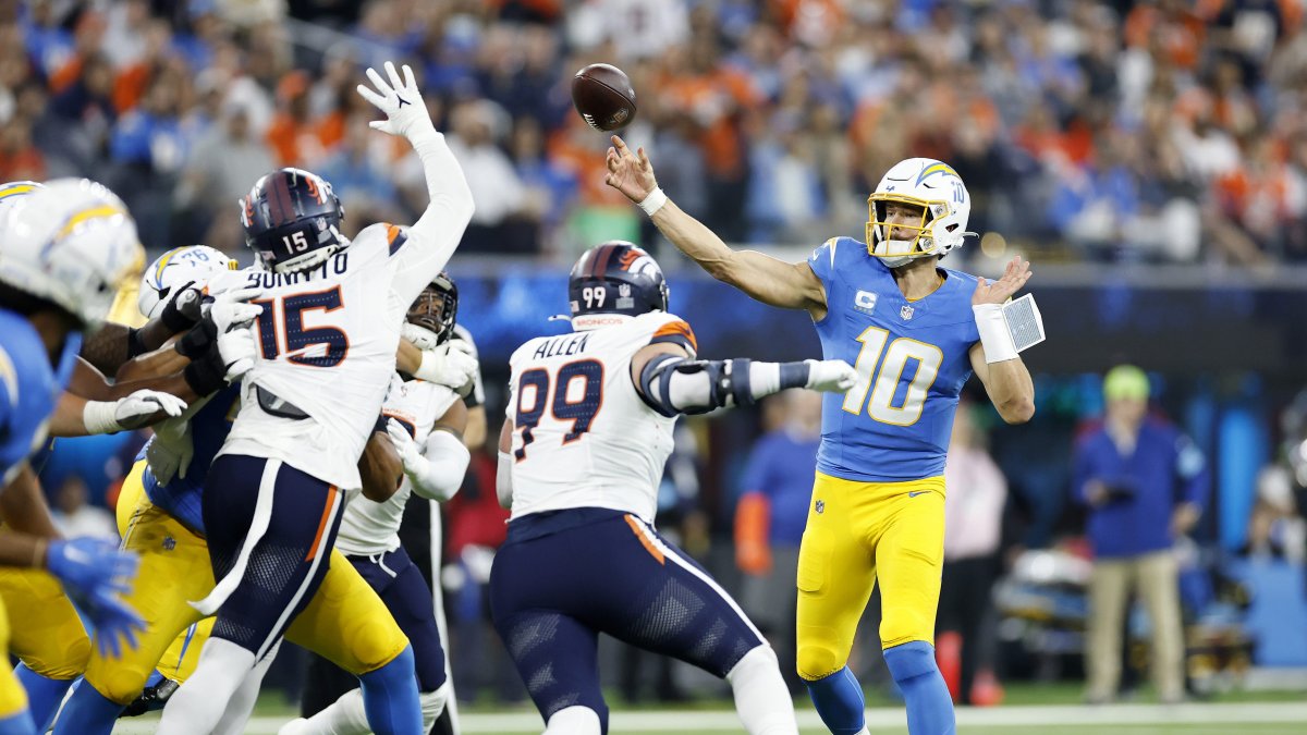 Broncos vs. Chargers: Winners, losers from TNF clash – NBC Los Angeles