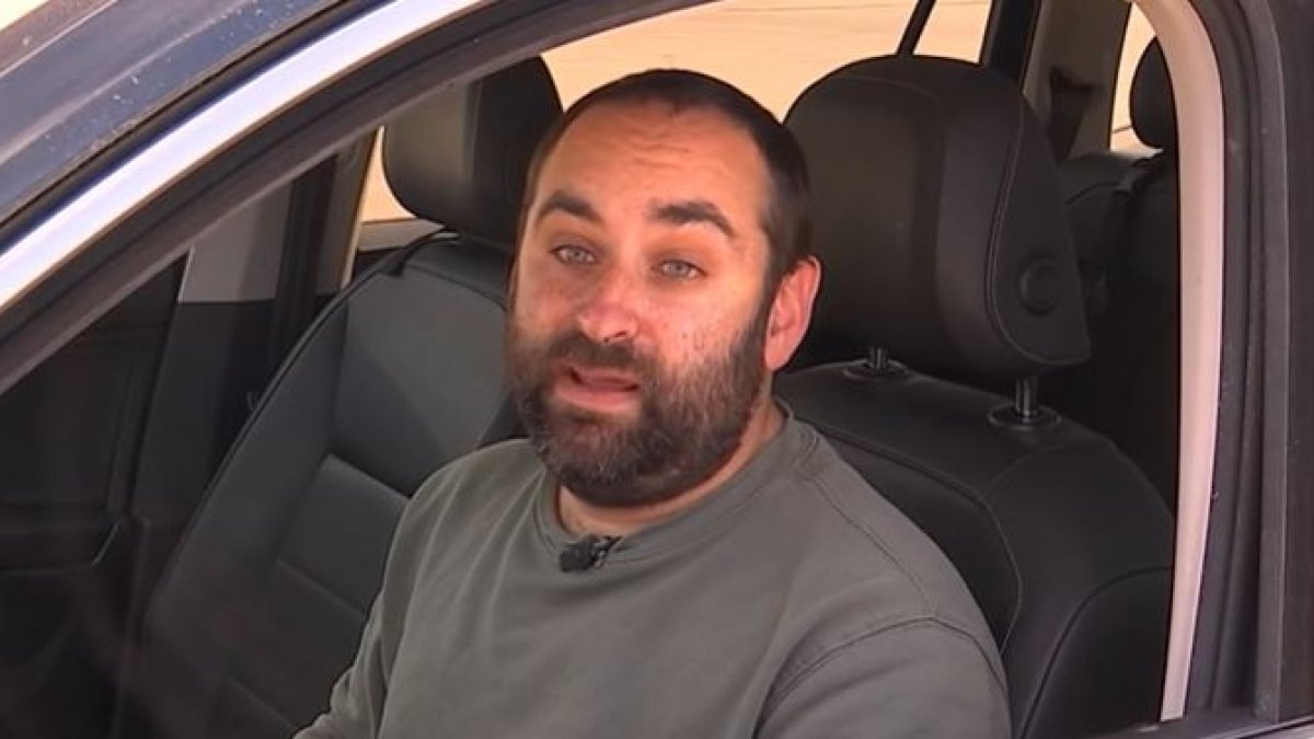 Los Angeles man says someone used fake ID to steal his new laptop – NBC ...