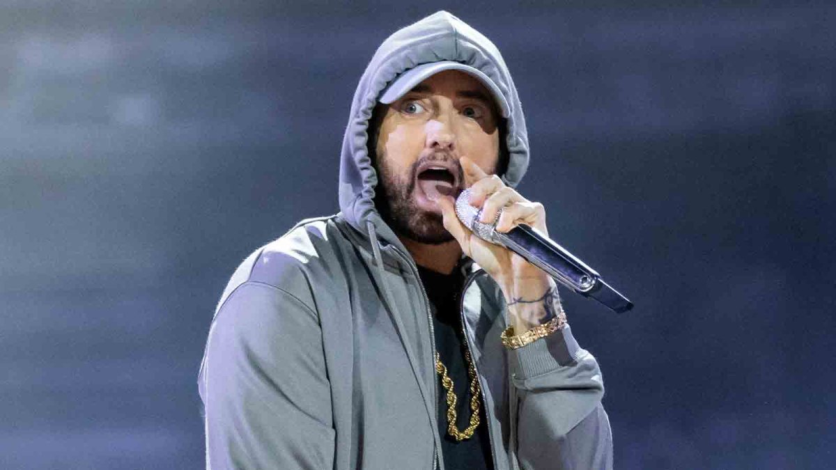 Eminem changes lyric about mom Debbie Nelson after her death – NBC Los ...