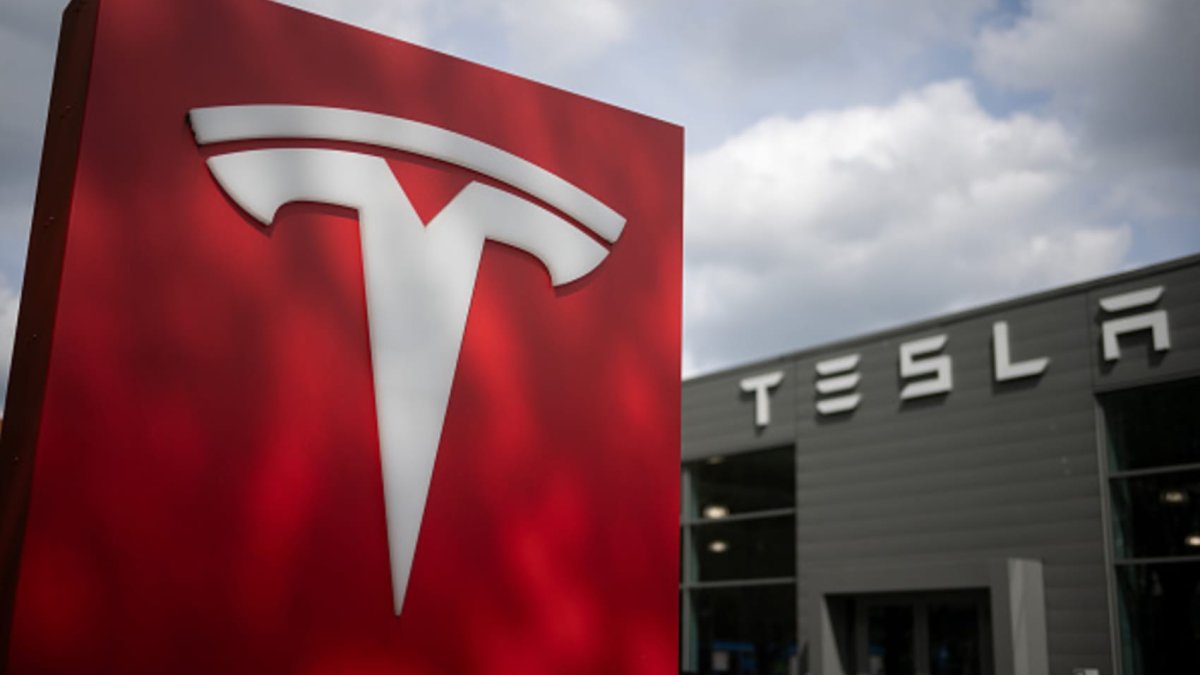 This ETF provider launches a new way to play Tesla – NBC Los Angeles
