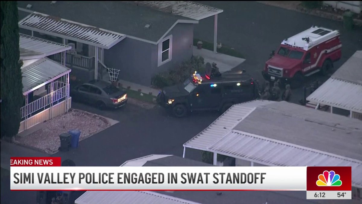 SWAT team assisting with standoff in Simi Valley – NBC Los Angeles