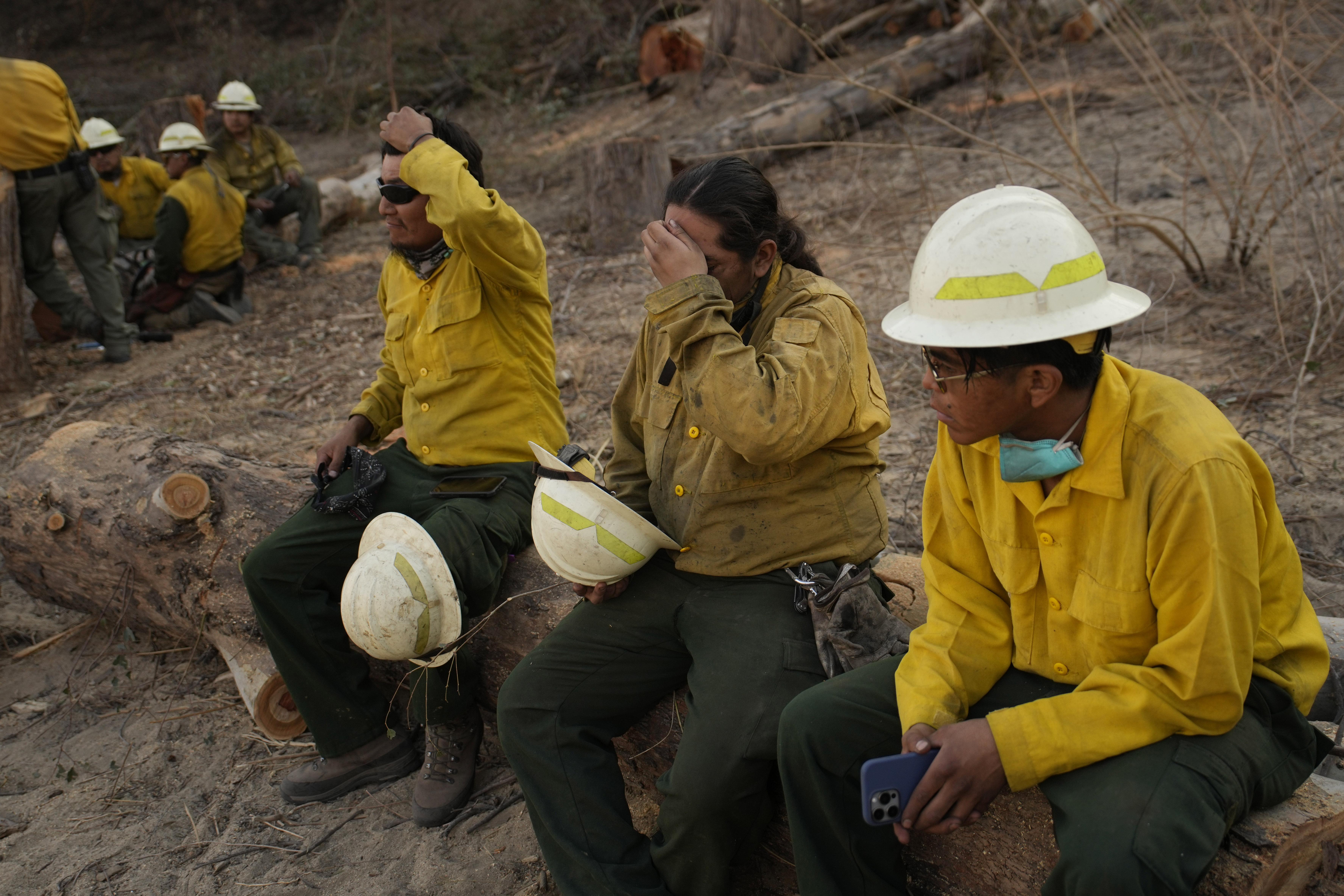 Navajo Nation firefighters battle wildfires in Los Angeles – NBC Los ...