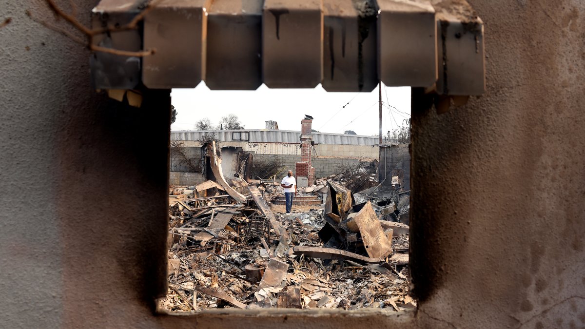 Rain helps firefighters but creates risk of toxic ash runoff – NBC Los ...