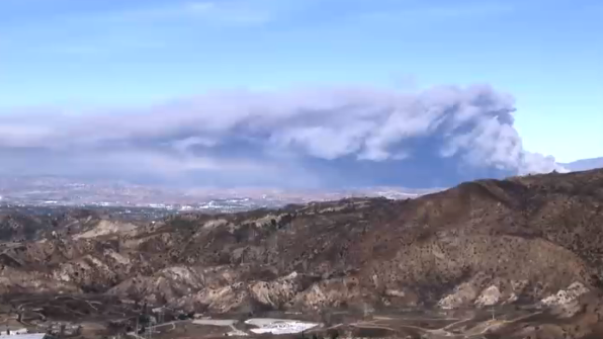 Evacuations ordered for brush fire in Castaic – NBC Los Angeles