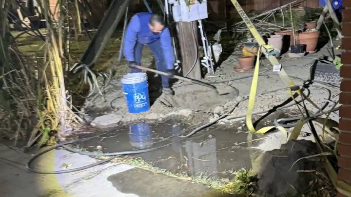 Sewage pipe burst seeps into San Bernardino family’s home – NBC Los Angeles
