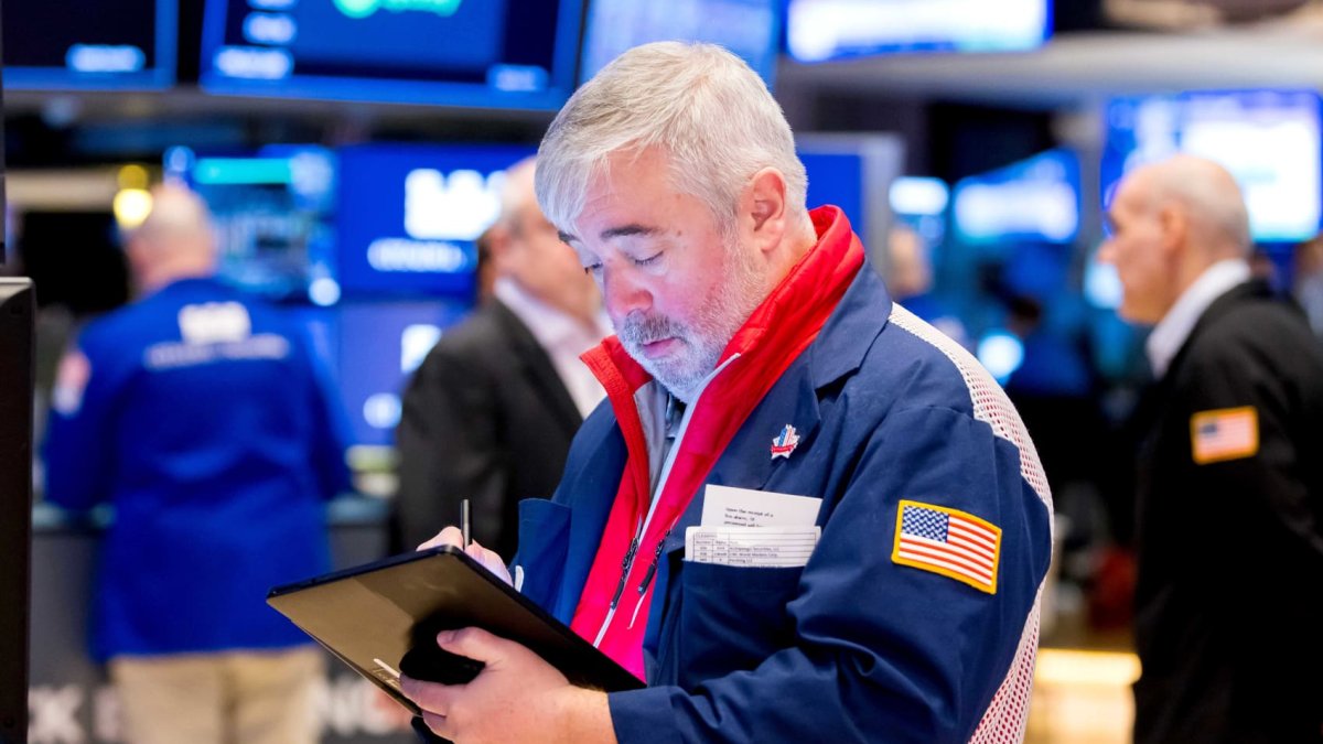 S&P 500 posts modest gain, notching third straight winning session ...