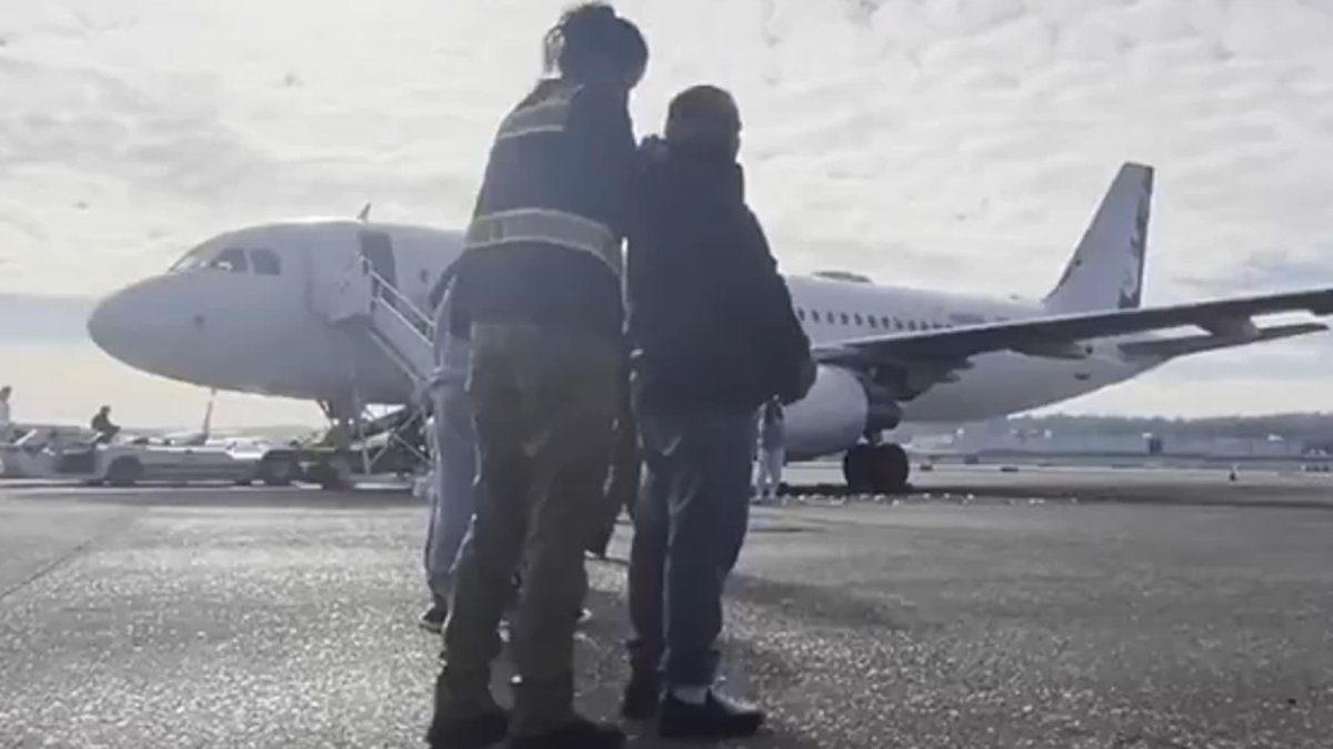 White House posts video of immigrants in shackles, calls deportation ...