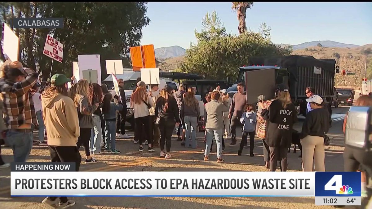 Protesters temporarily block access to Calabasas Landfill – NBC Los Angeles