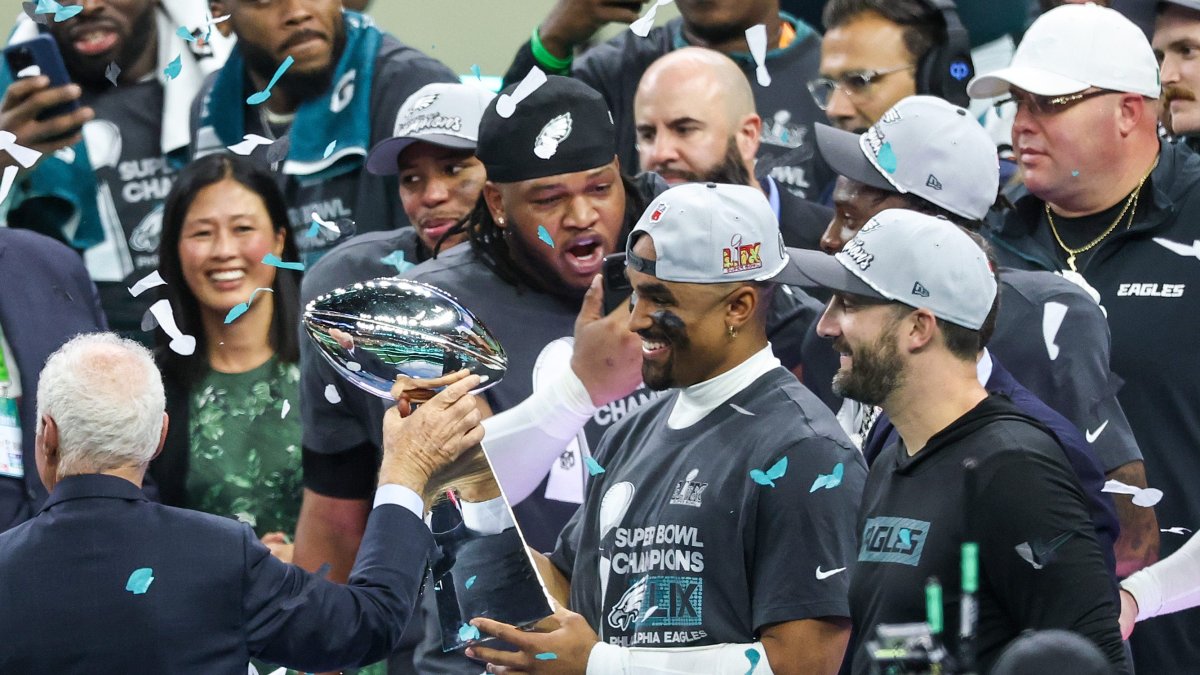 Live updates: Eagles beat Chiefs 40-22 in Super Bowl LIX – NBC Los Angeles